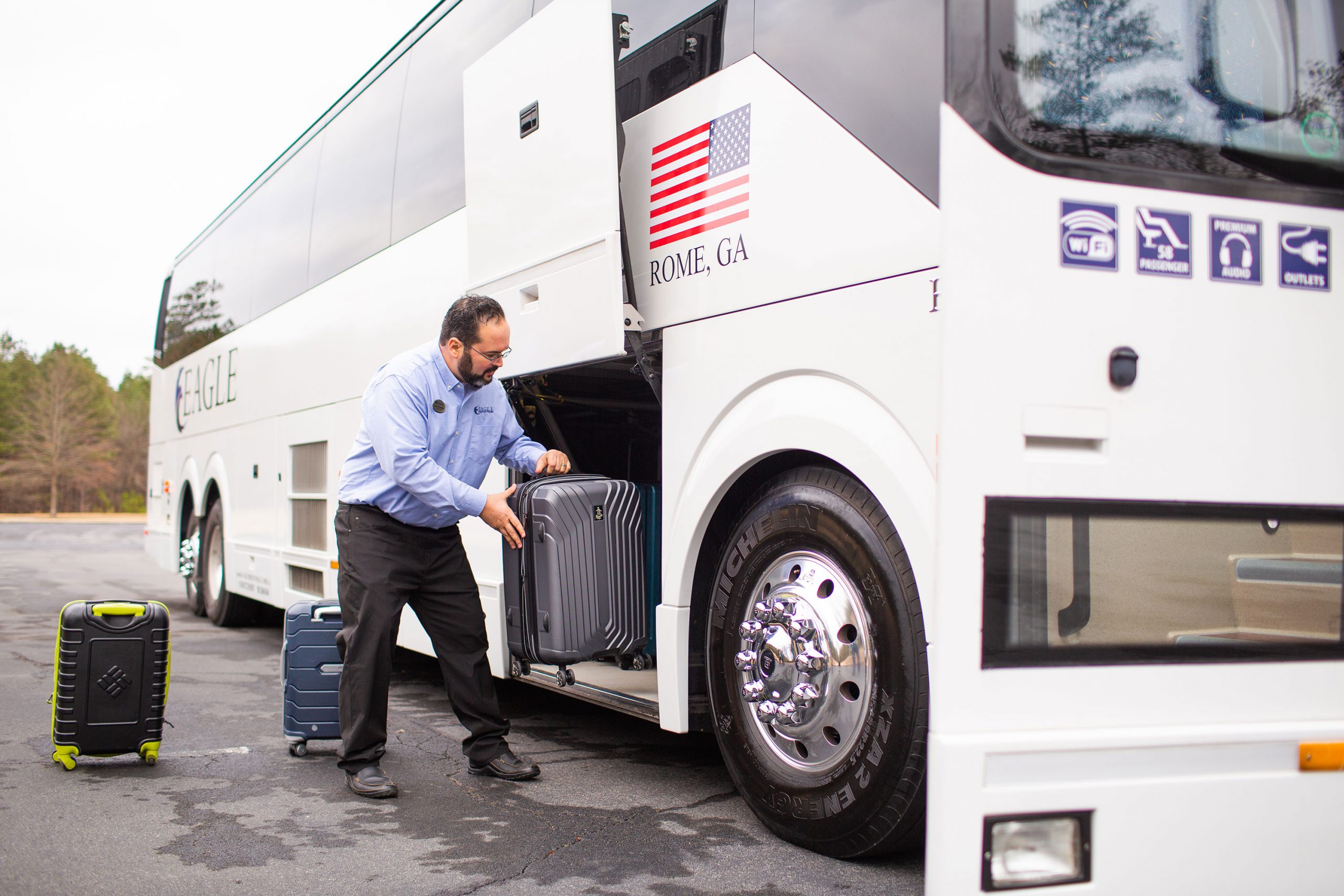 How Much Does It Cost To Rent A Charter Bus? - Eagle Christian Tours